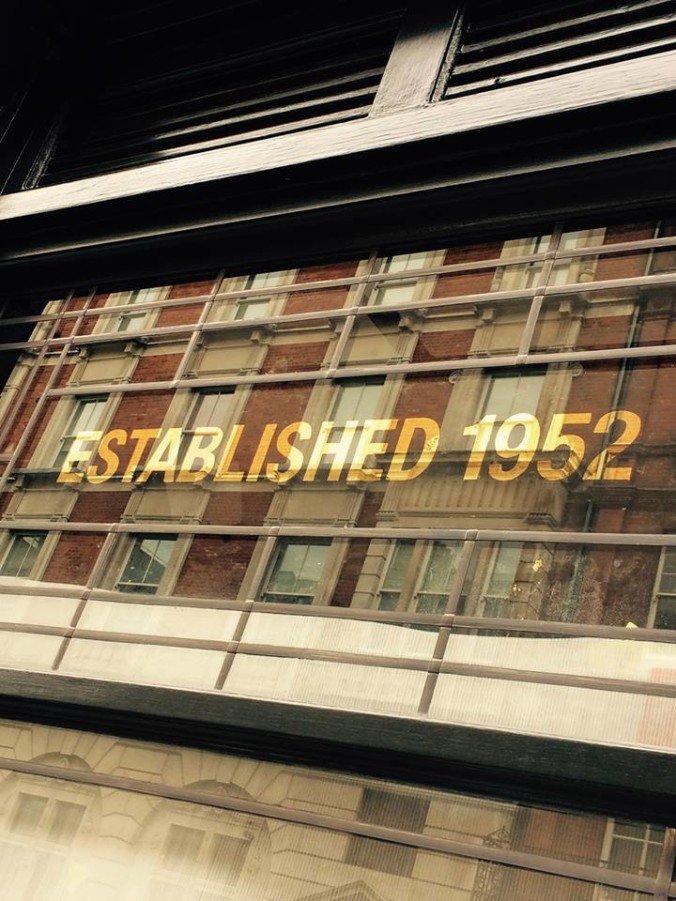 gilding, gilding, gilder gold leaf, handpainted signs, Murals, muralist ...