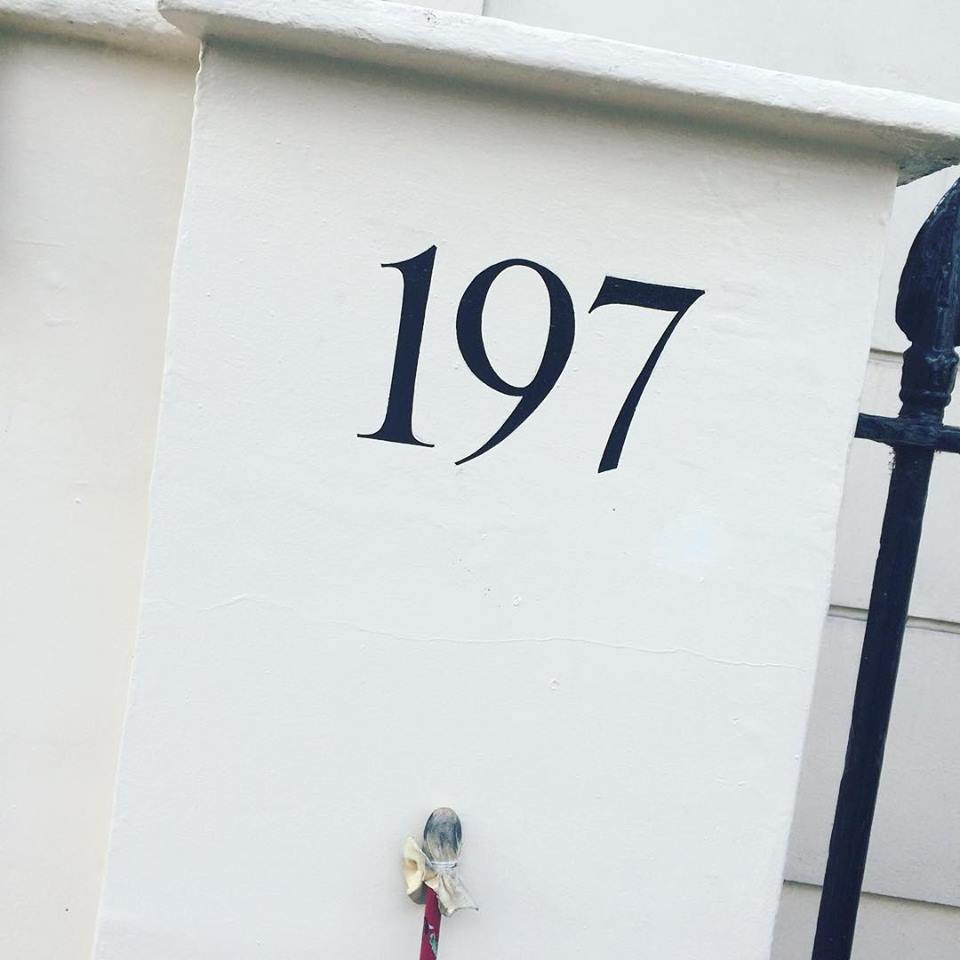 Le Labo Sign Gilding moments NGS London - NGS Sign lettering & writing.