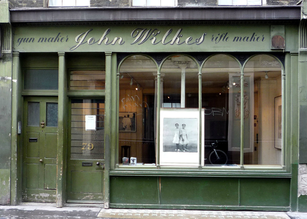 gilding, gilding, gilder gold leaf, handpainted signs, Murals, muralist ...