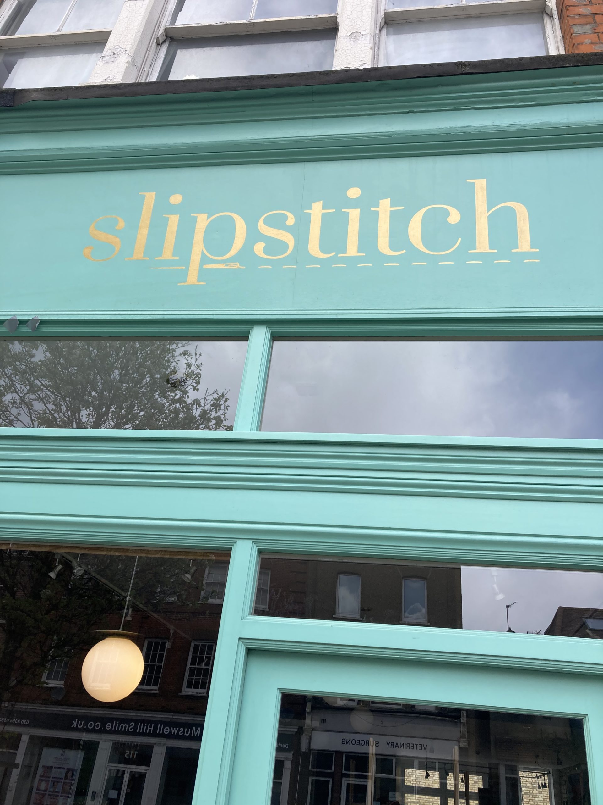 Italian retro handpainted signs ,gilding gilder, gold leaf, Shoreditch ...