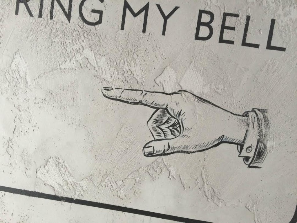 gilding, gilding, gilder gold leaf, handpainted signs, Murals, muralist ...