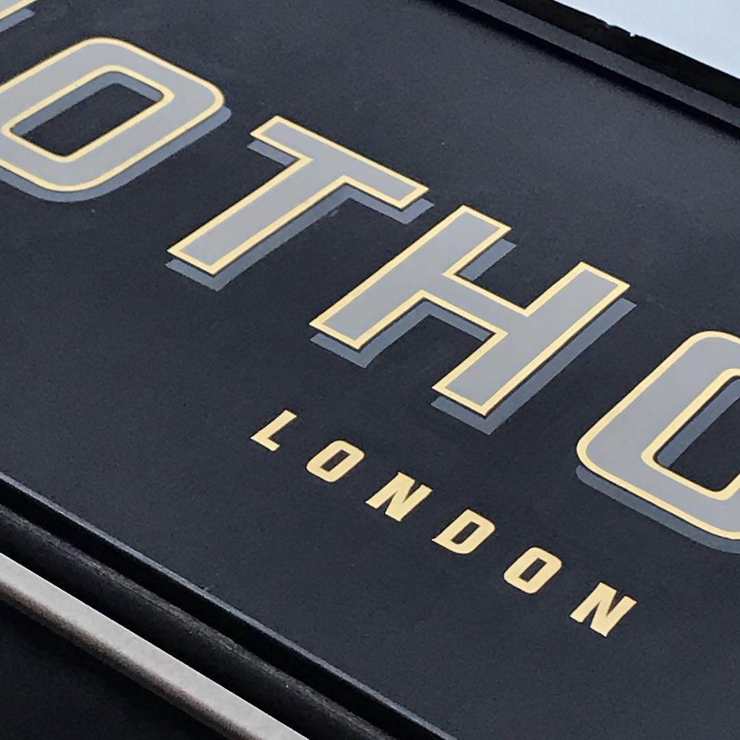 Nick Garrett Traditional London pub Sign writer.Modern Traditional cafe ...