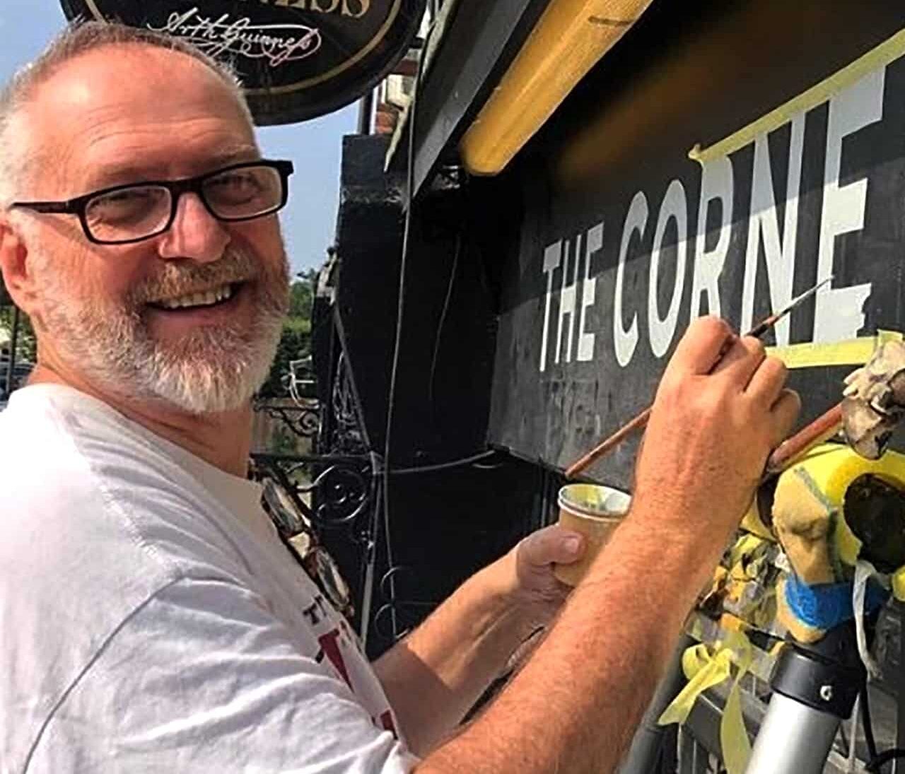 Nick Garrett Signs: The Best Quality London Sign Writing NGS